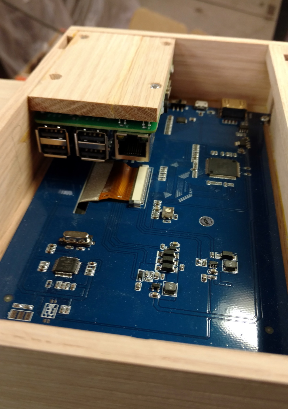 Raspberry Pi Jukebox Hits All The Right Notes | Hackaday