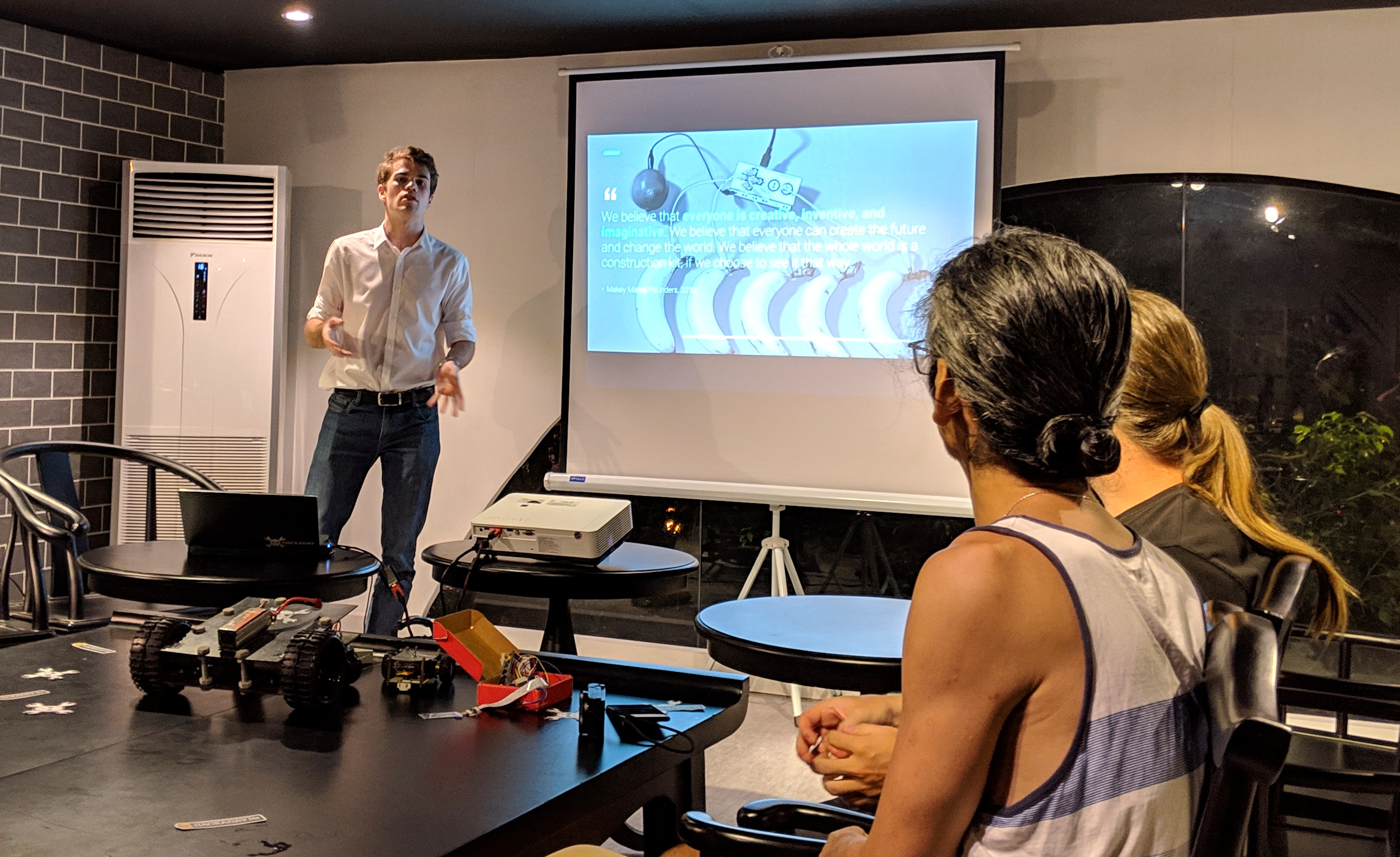 Hacker Abroad: Vietnam’s Hardware Hackers | Hackaday