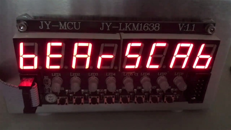 Random Word Pairings Mark The Time On This Unusual Clock | Hackaday
