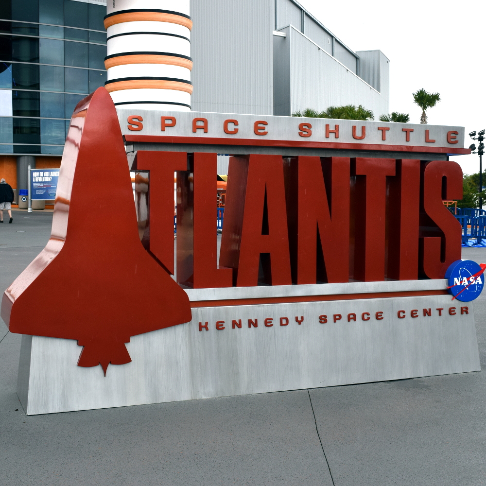 An Evening With Space Shuttle Atlantis | Hackaday