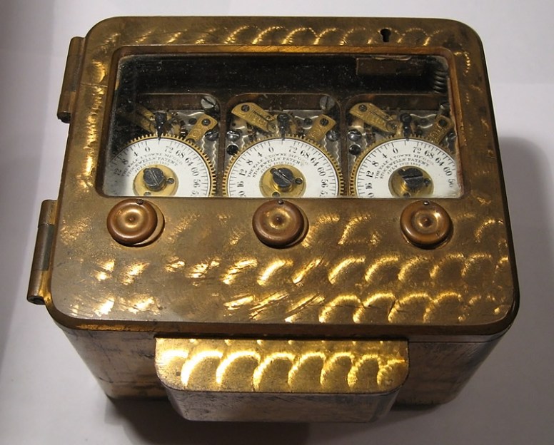 Gaze Upon This Intricate Victorian-Era Time Lock | Hackaday