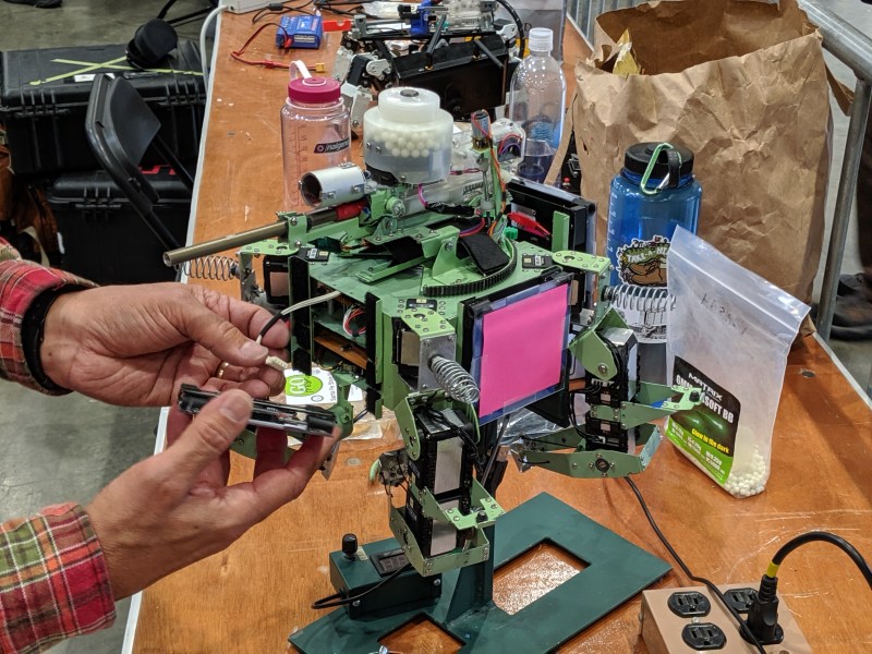 Mech Warfare | Hackaday