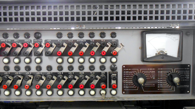 The Case Of The Vintage Computer, The Blown Fuse, And The Diode | Hackaday