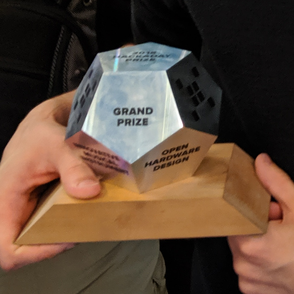 DC-27-Hackaday_Prize-dexter-trophy | Hackaday