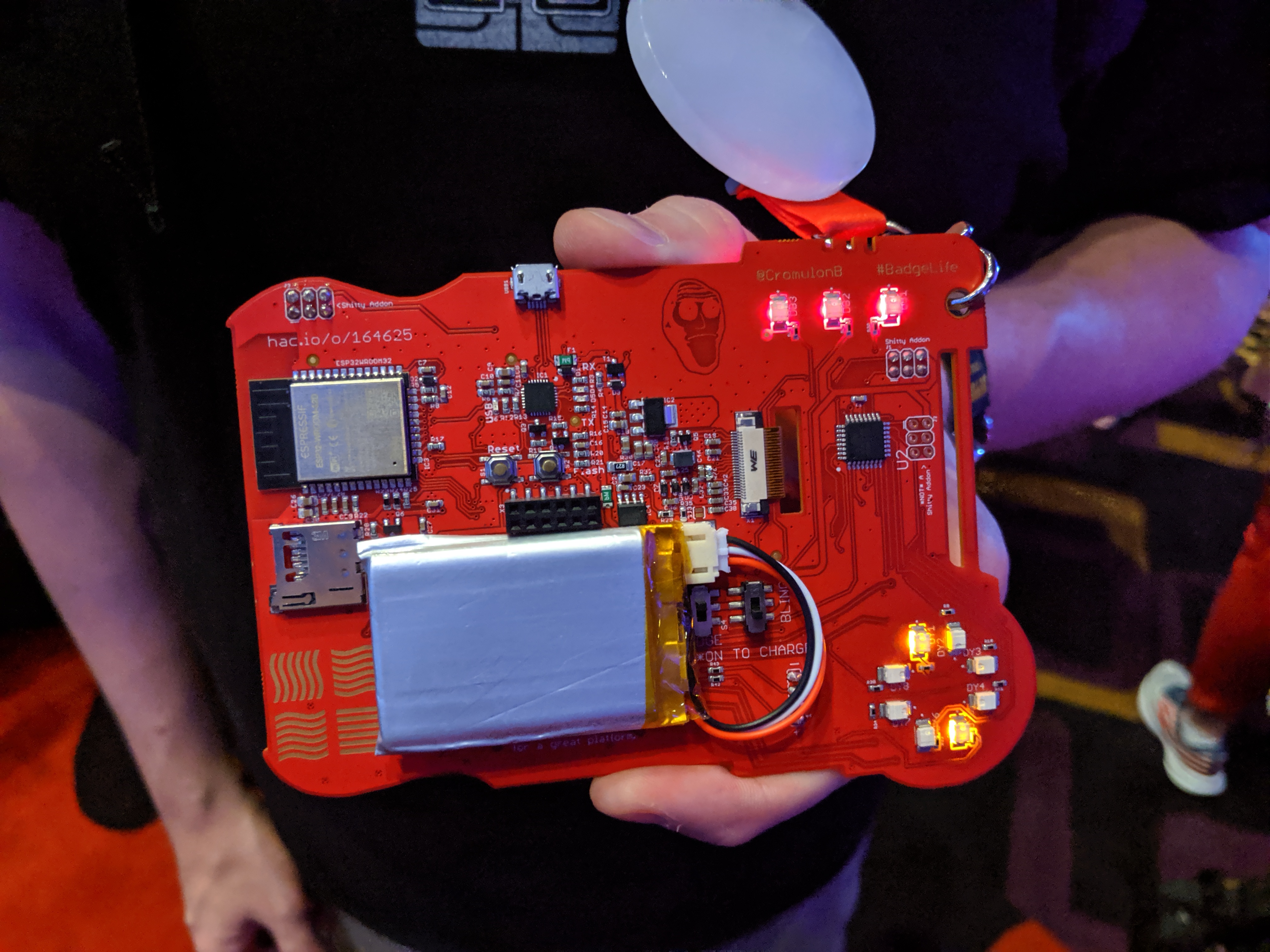 Pictorial Guide To The Unofficial Electronic Badges Of DEF CON 27 ...