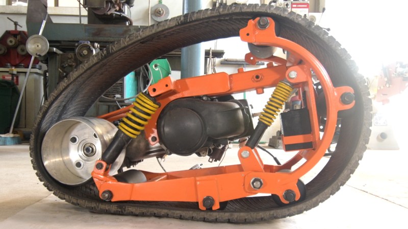 Rideable Tank Tread: It’s A Monotrack Motorcycle That Begs You To Stop ...
