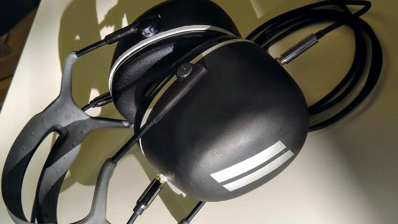 Quality Sound-Proof Cans From Personal Protective Equipment | Hackaday