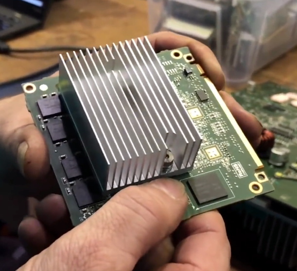 Worn Out EMMC Chips Are Crippling Older Teslas | Hackaday