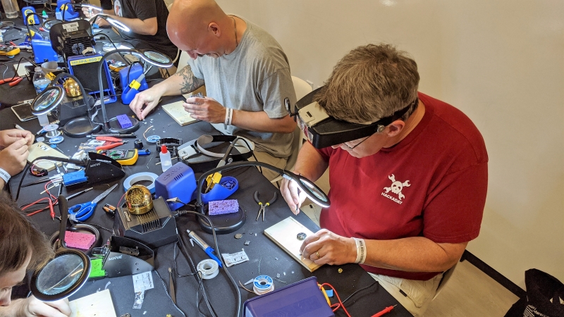 A Newbie Takes The SMD Challenge At Supercon | Hackaday