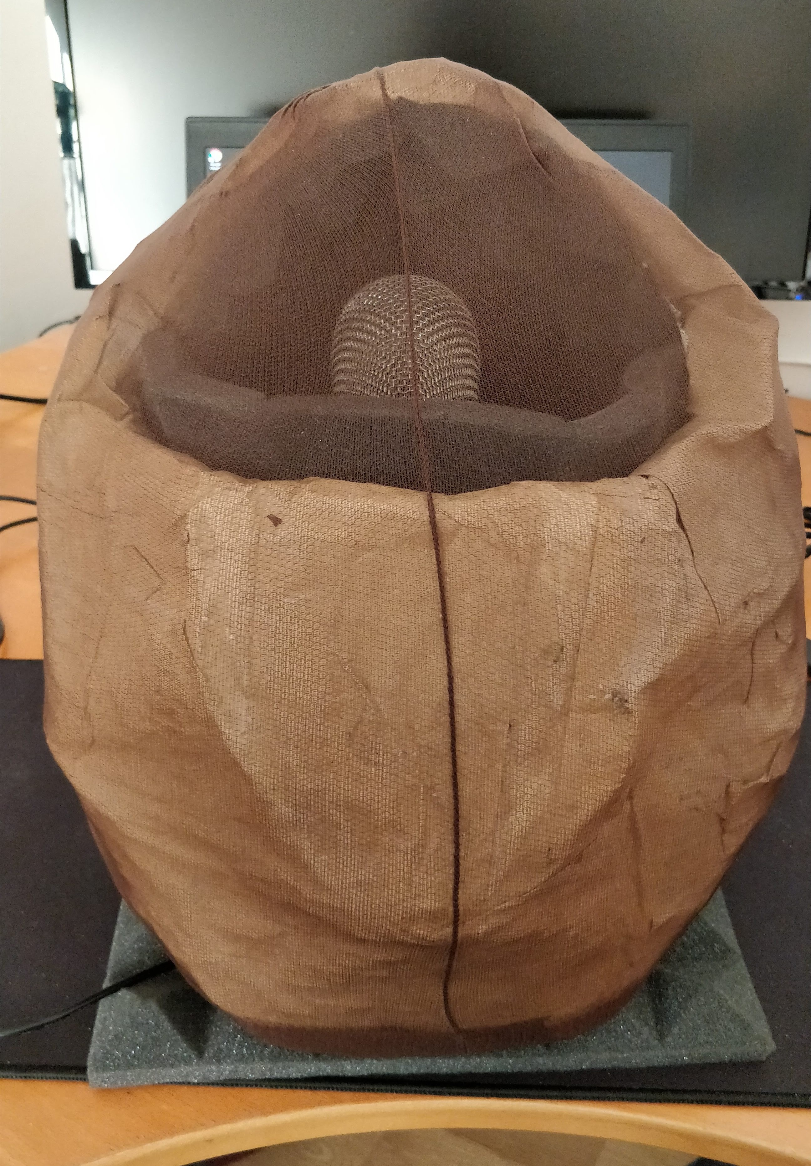 Microphone Isolation Shield Is A Great IKEA Hack; Definitely Not A Xenomorph Egg | Hackaday