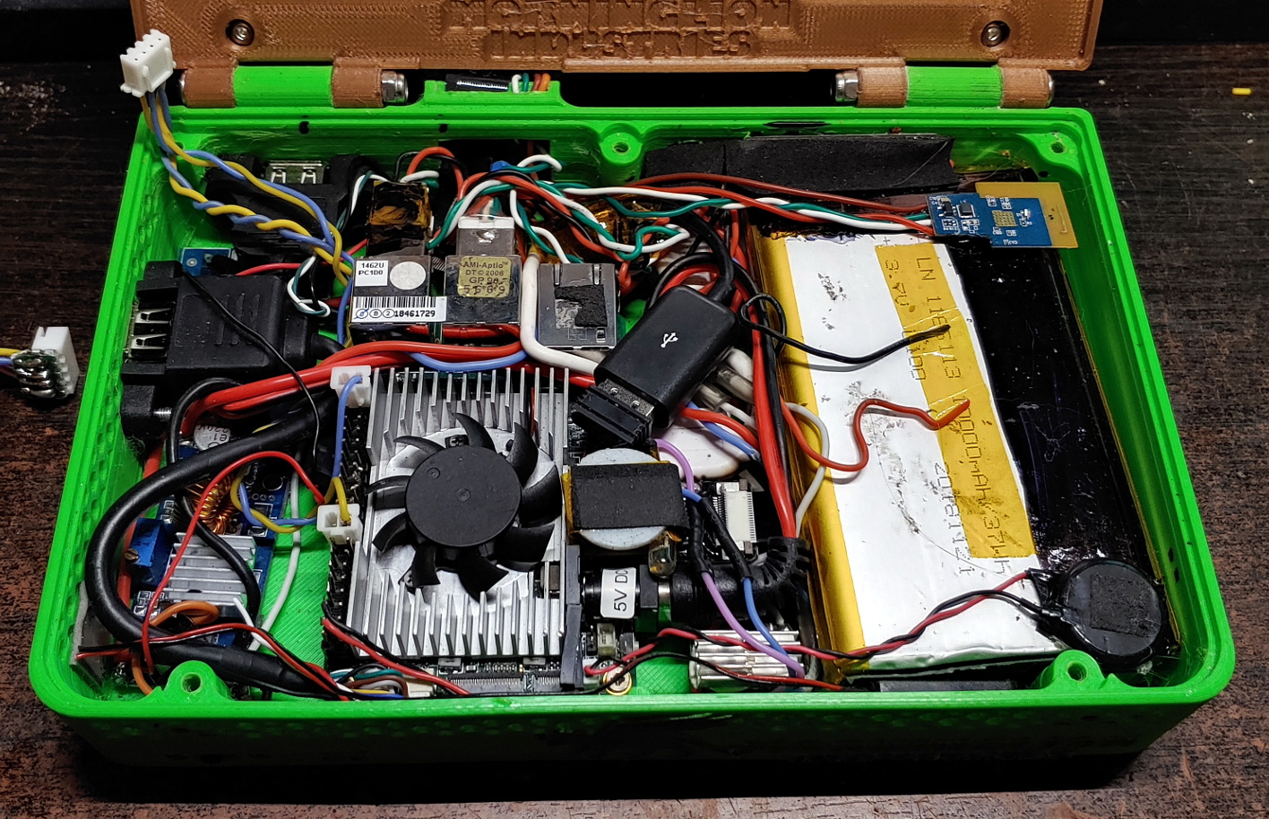 A Miniature Laptop You Can Build Yourself | Hackaday