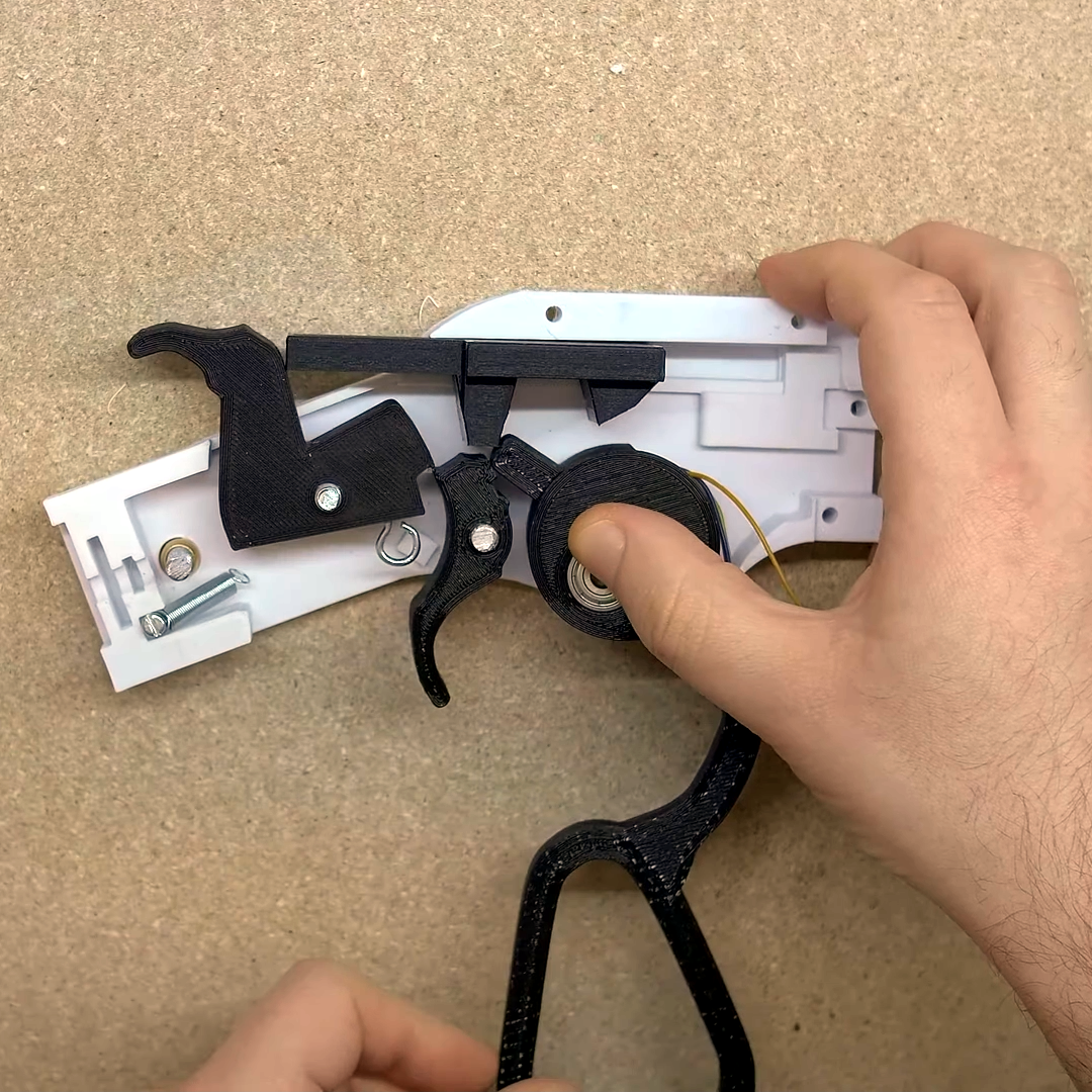 Human-Powered Laser Gun Makes Battery-Free Target Practice | Hackaday