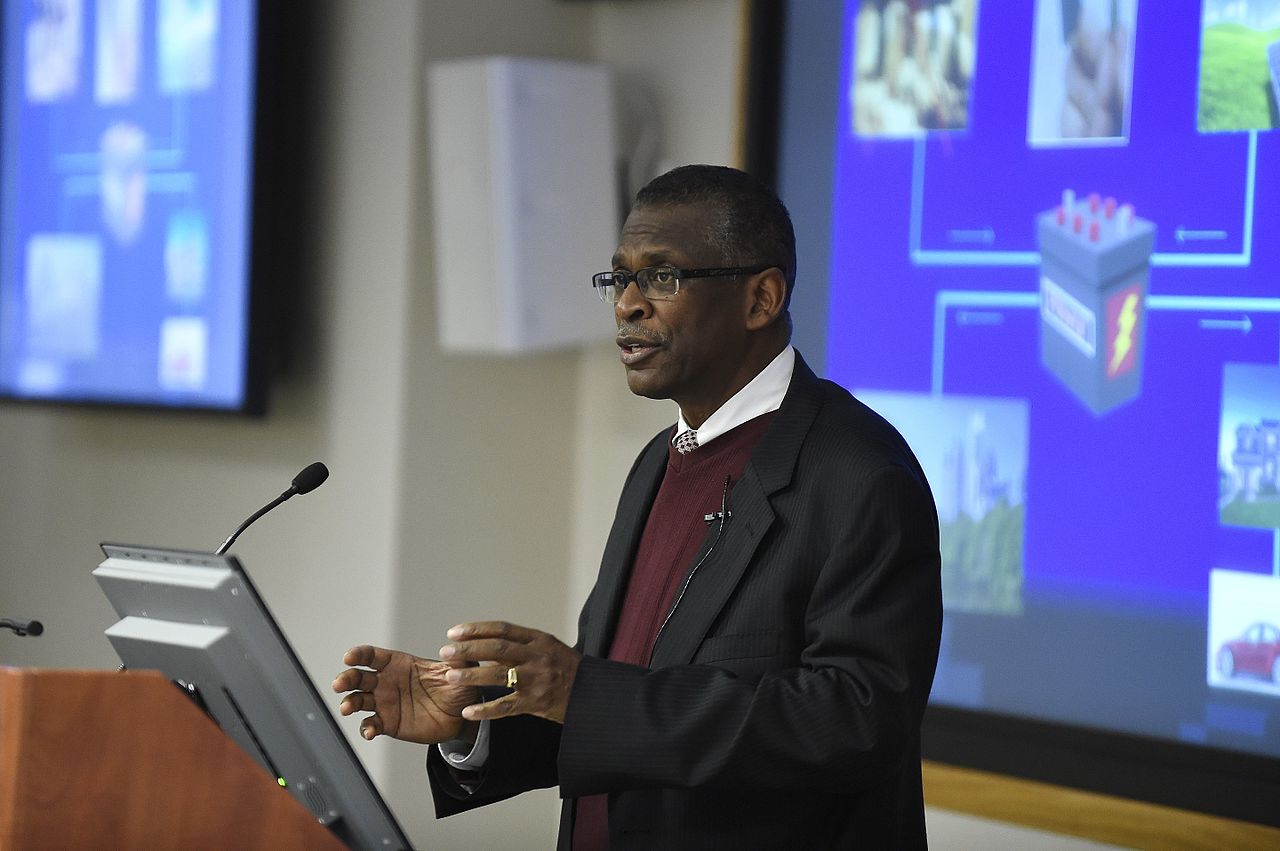 Lonnie Johnson, Prolific Engineer And Hero To Millions Of Kids (Even If ...