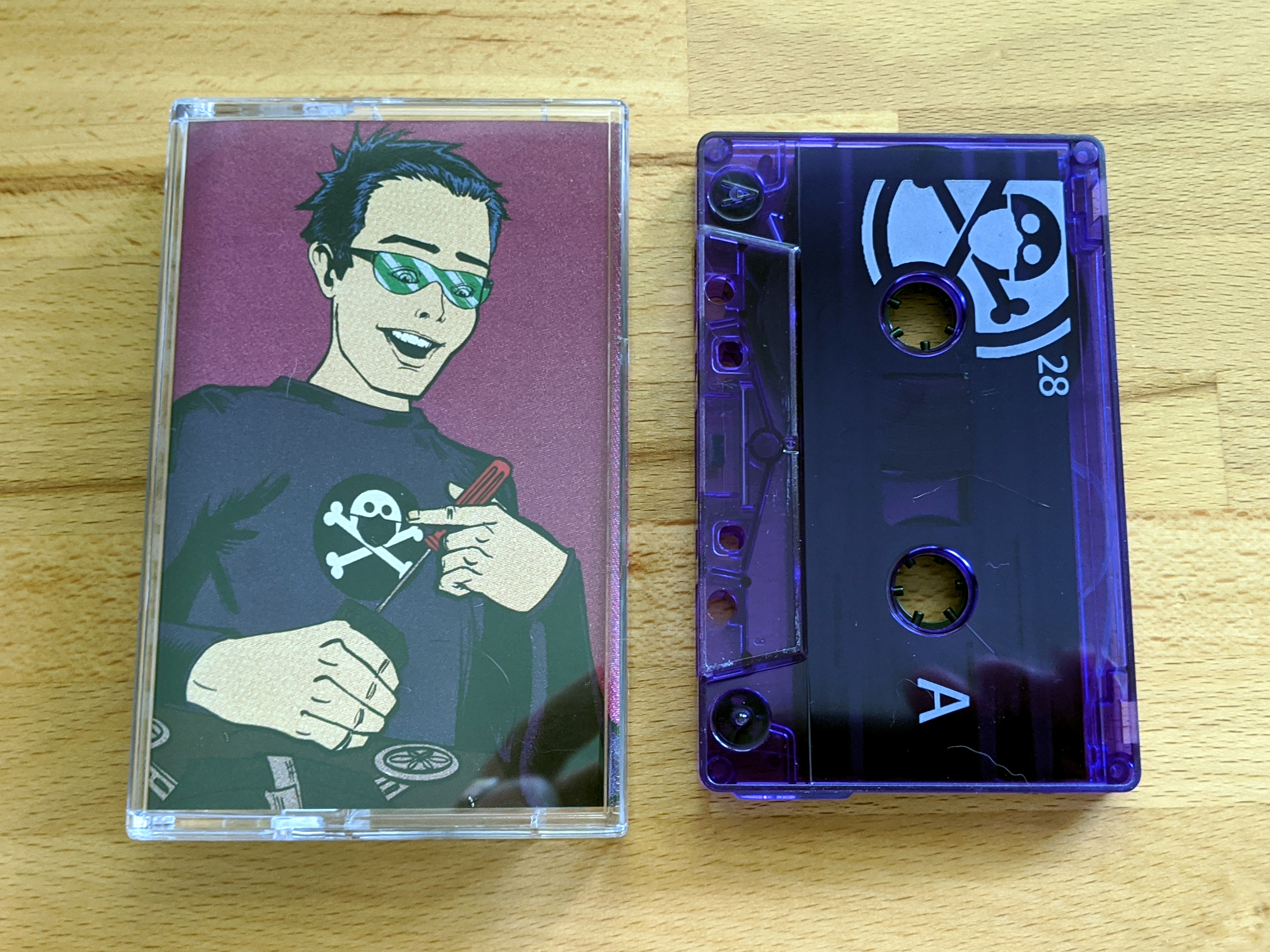 Hands-On: The Pandemic DEF CON Badge Is An Audio Cassette | Hackaday