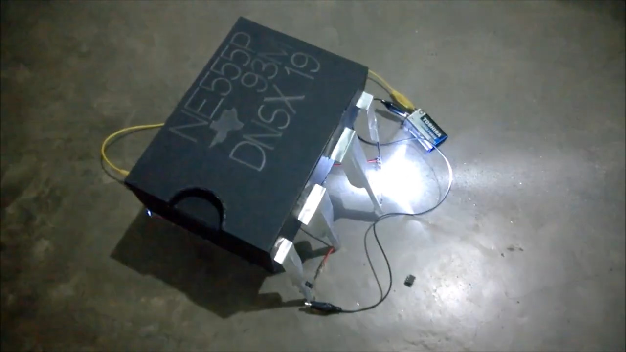 A Shrine For All The 555 Lovers | Hackaday