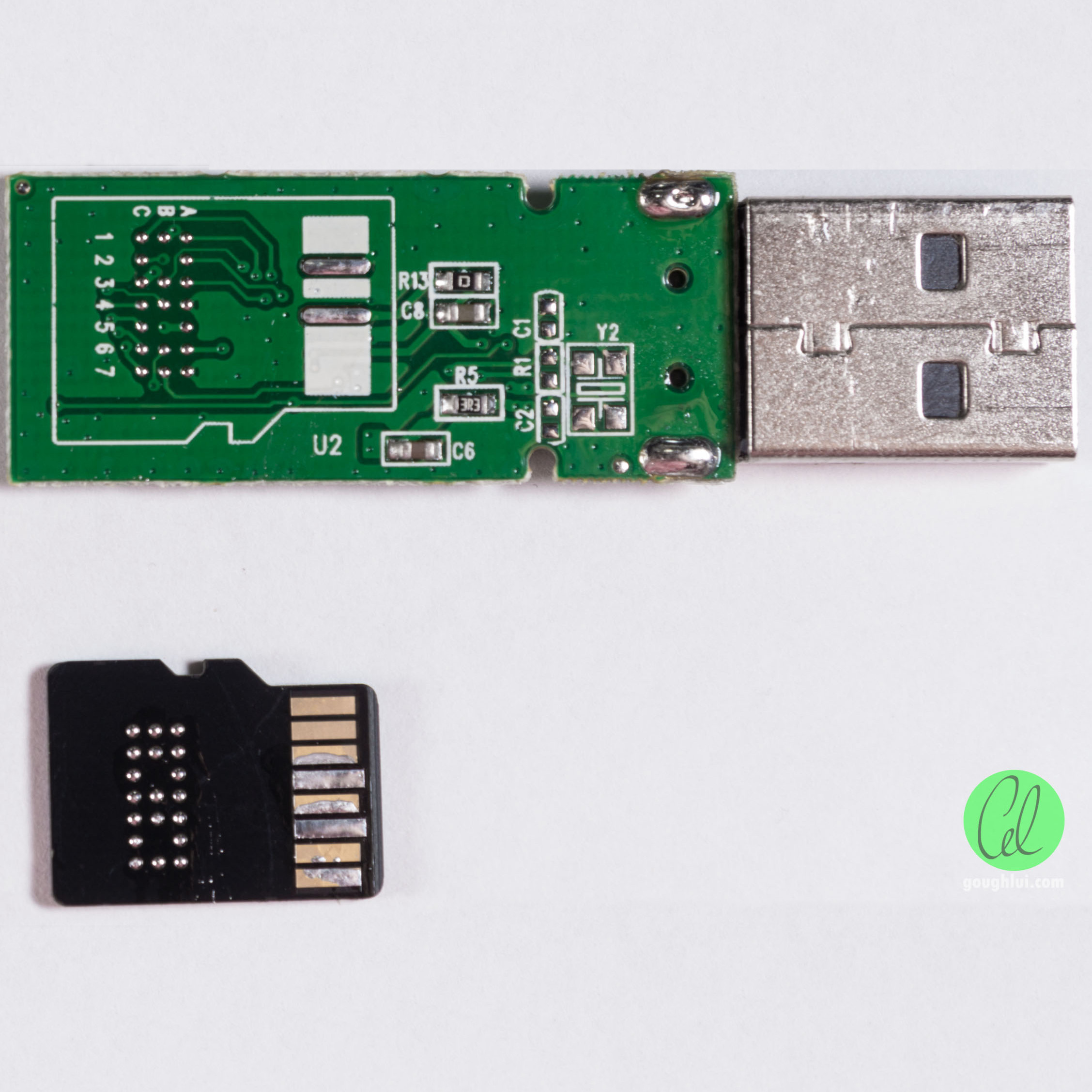 USB Flash Drive Reveals Strange SD Card Heart | Hackaday
