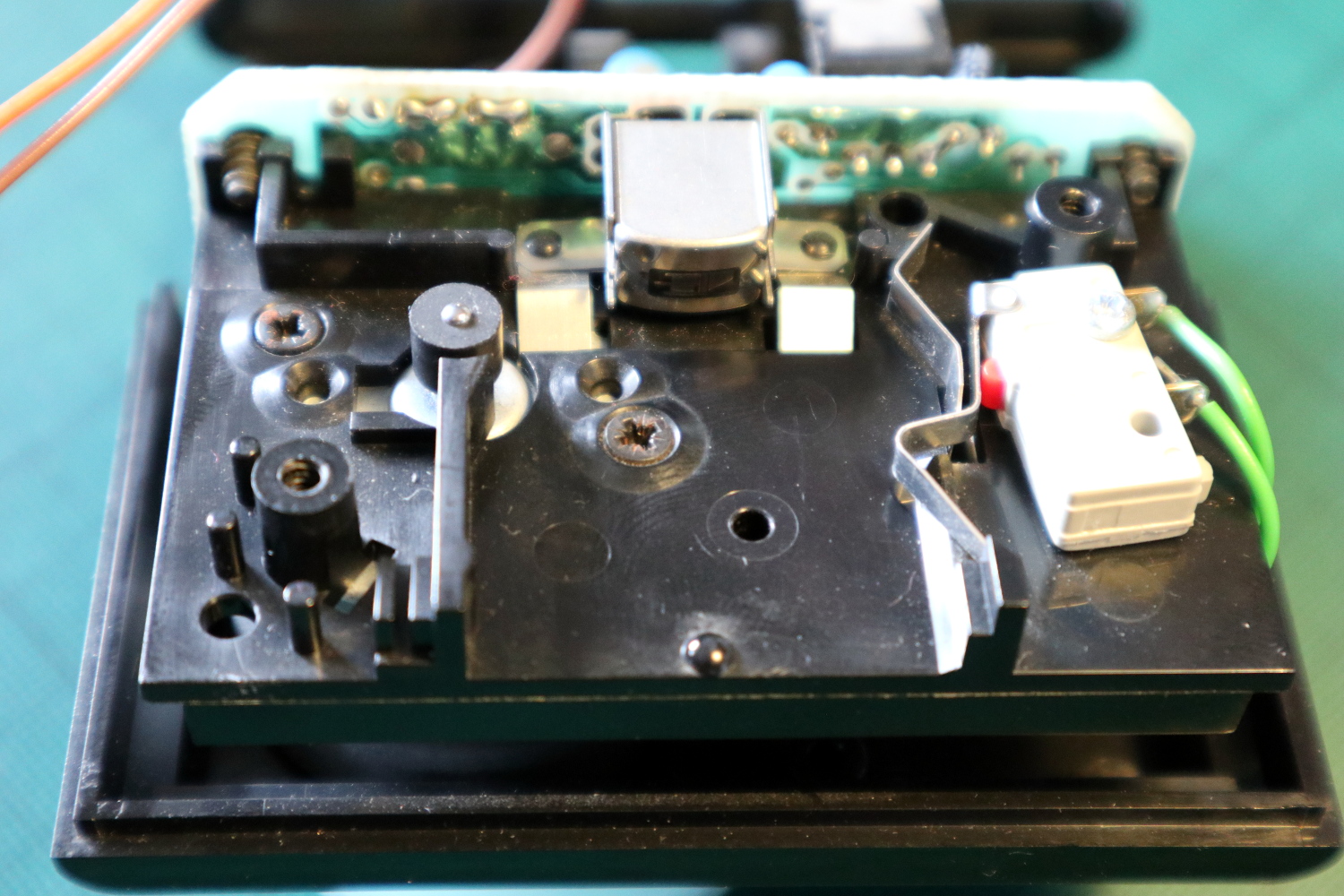 The ZX Microdrive: Budget Data Storage, 1980s Style | Hackaday