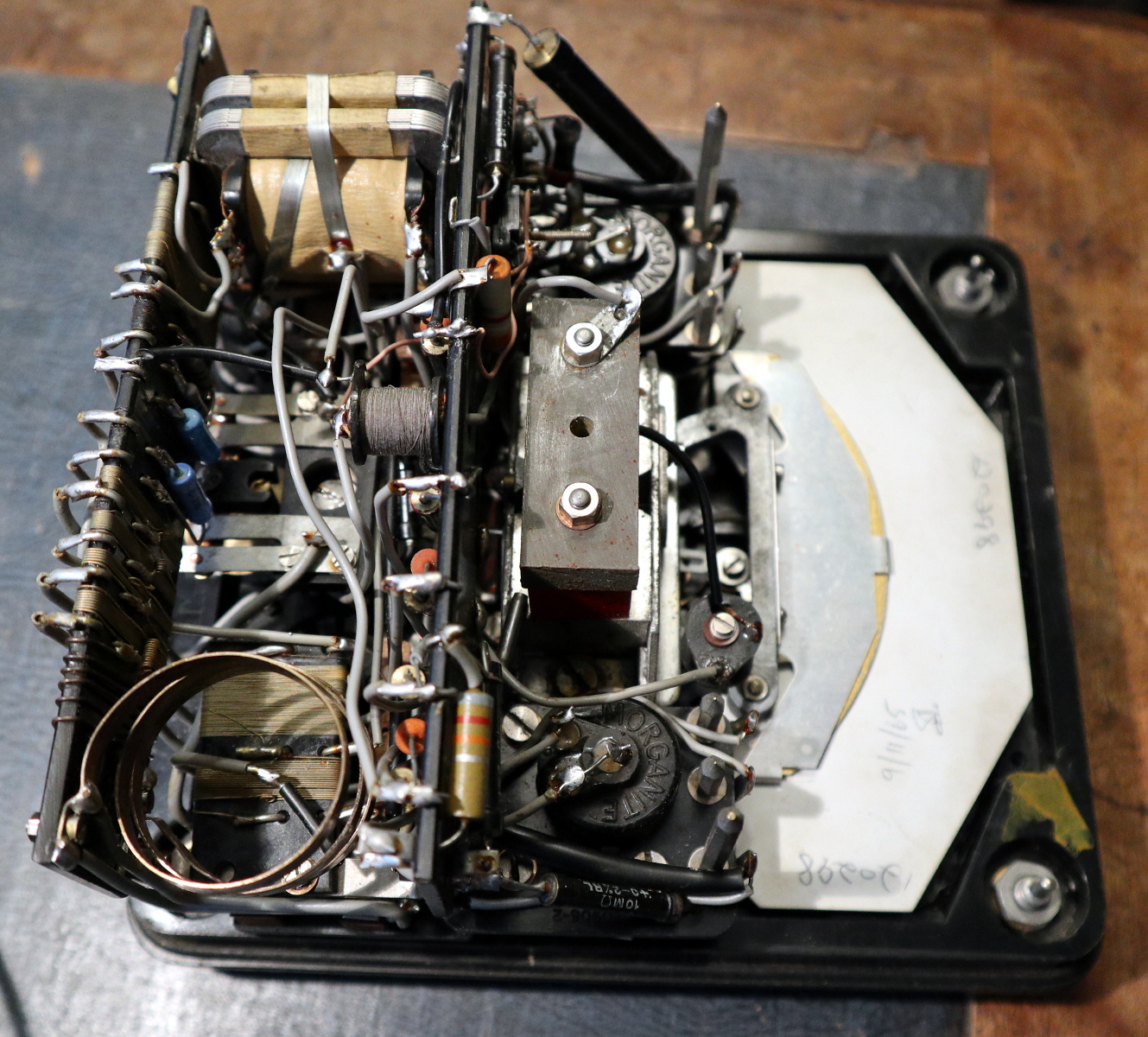 Ode To An AVO 8 Multimeter | Hackaday