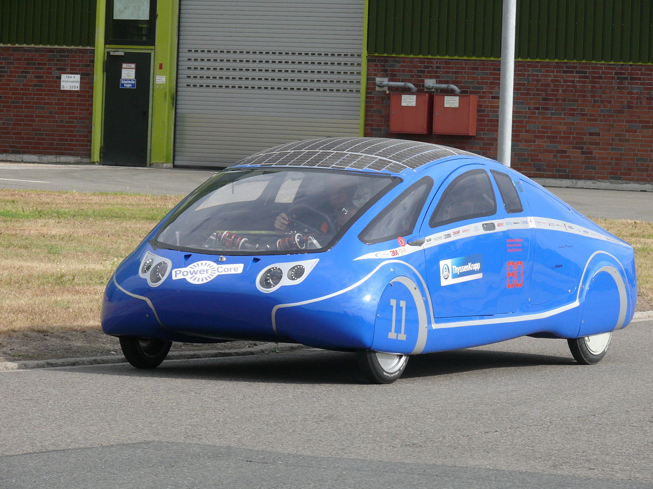 World Solar Challenge: How Far In A Solar Car? | Hackaday