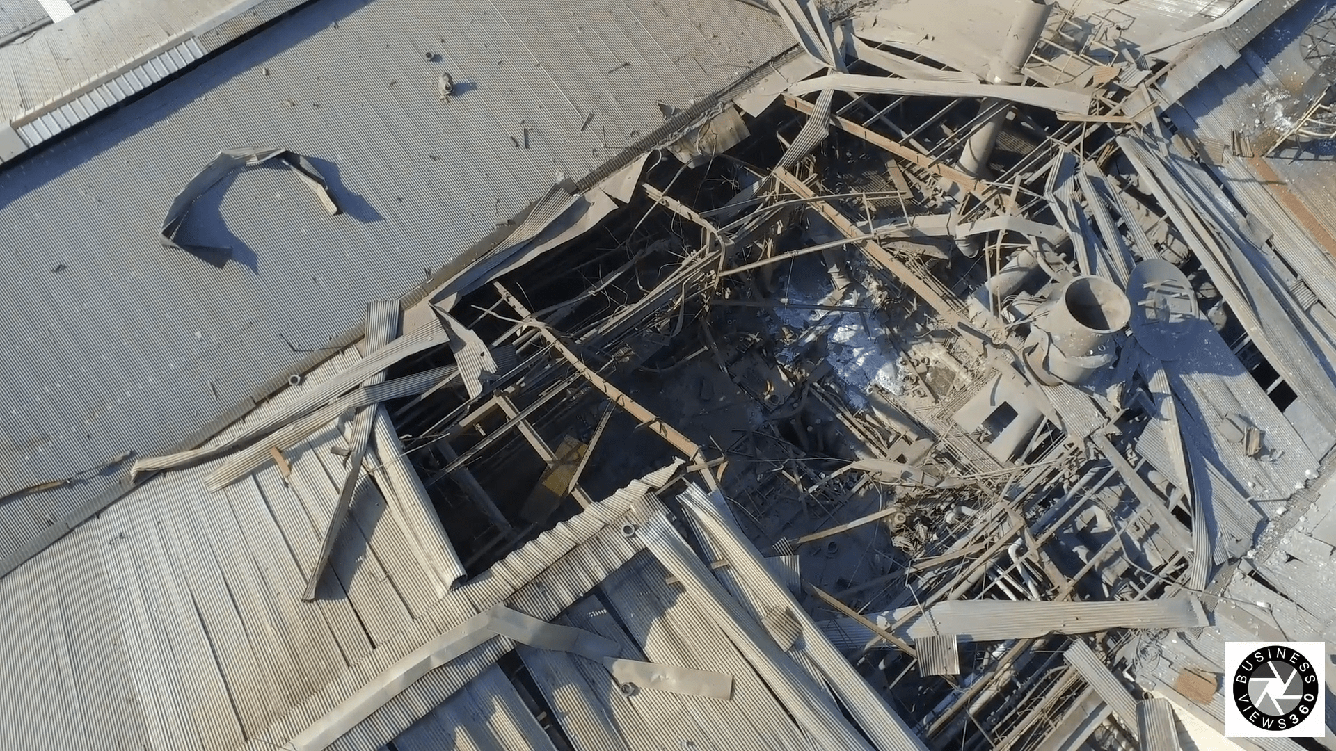 Water And Molten Aluminium Is A Dangerous Combination | Hackaday