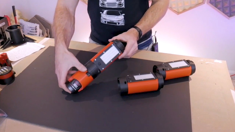 Transforming Work Light Is More Than Meets The Eye | Hackaday
