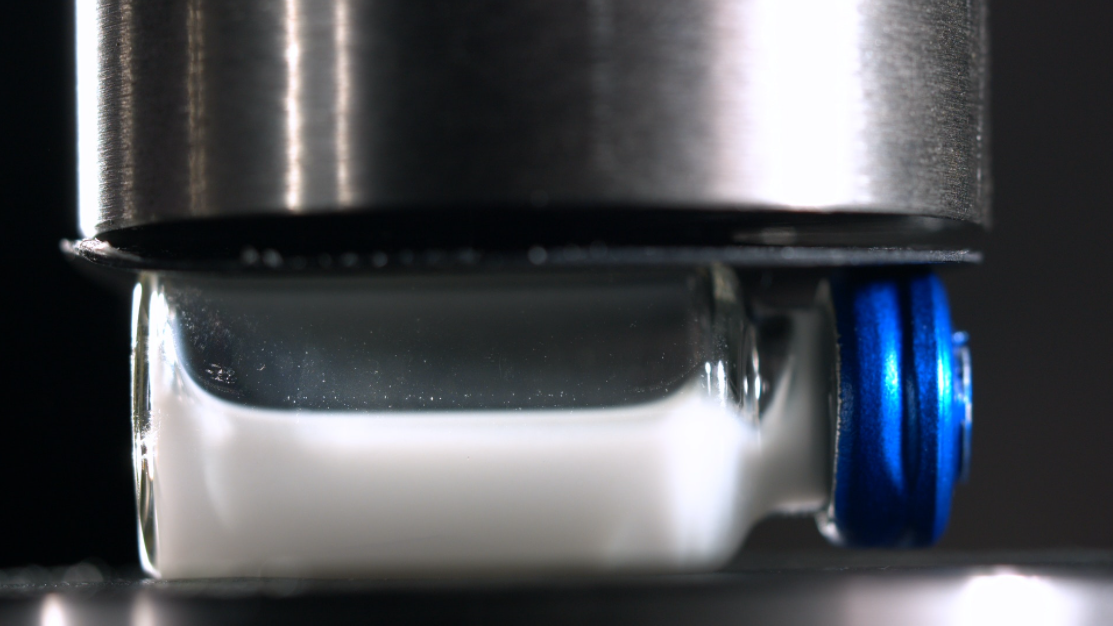 The High-Tech Valor Glass Vials Used To Deliver The Coronavirus Vaccine ...