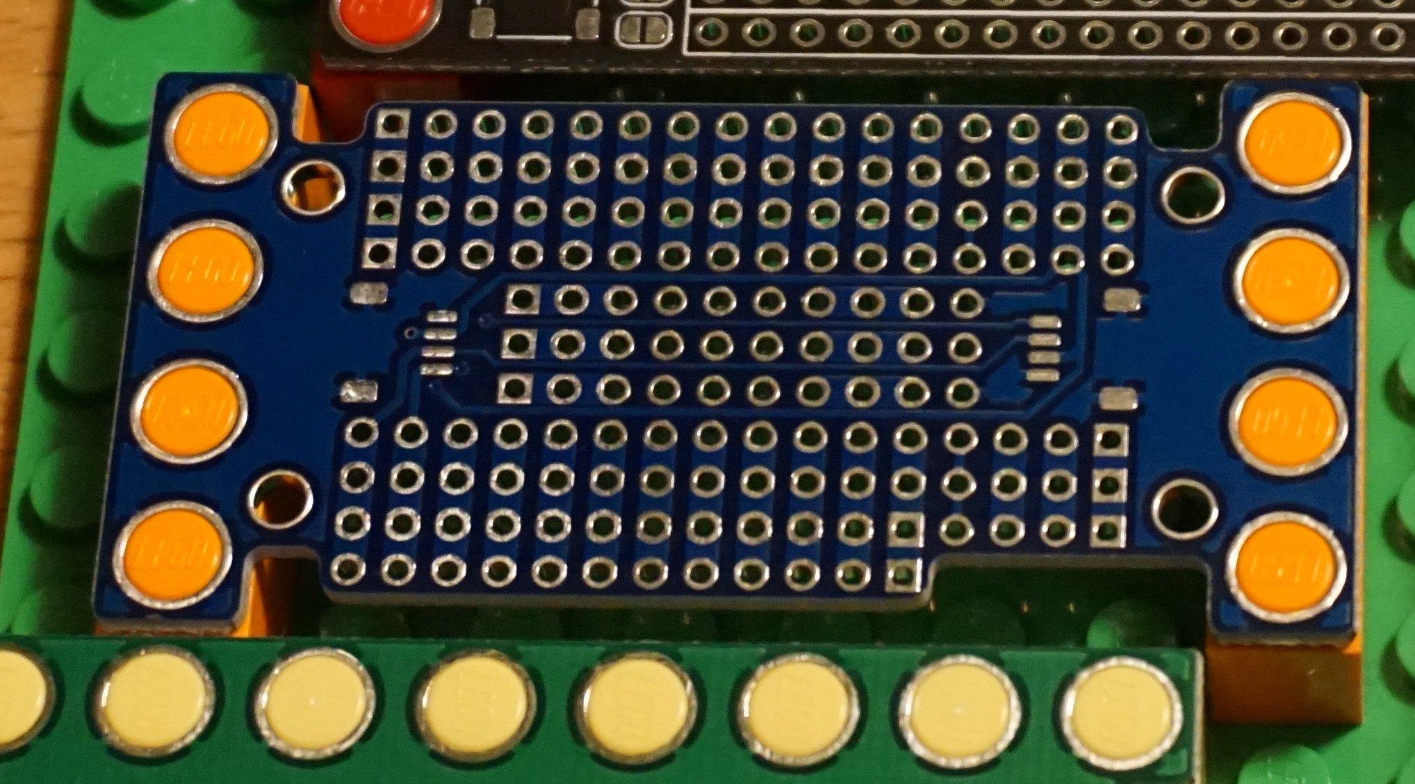 Brilliant Brick Prototyping | Hackaday