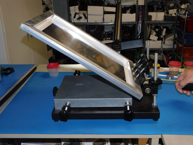 Learn Bil Herd’s DIY Surface Mount Assembly Process | Hackaday