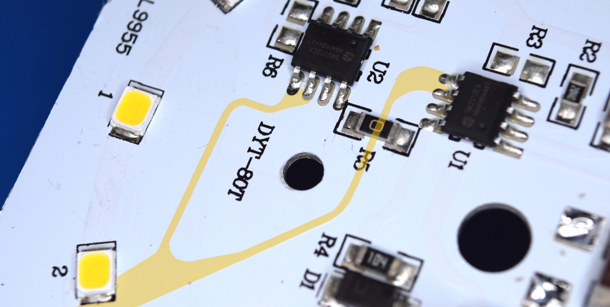 Teardown: Bug Zapper Bulb | Hackaday