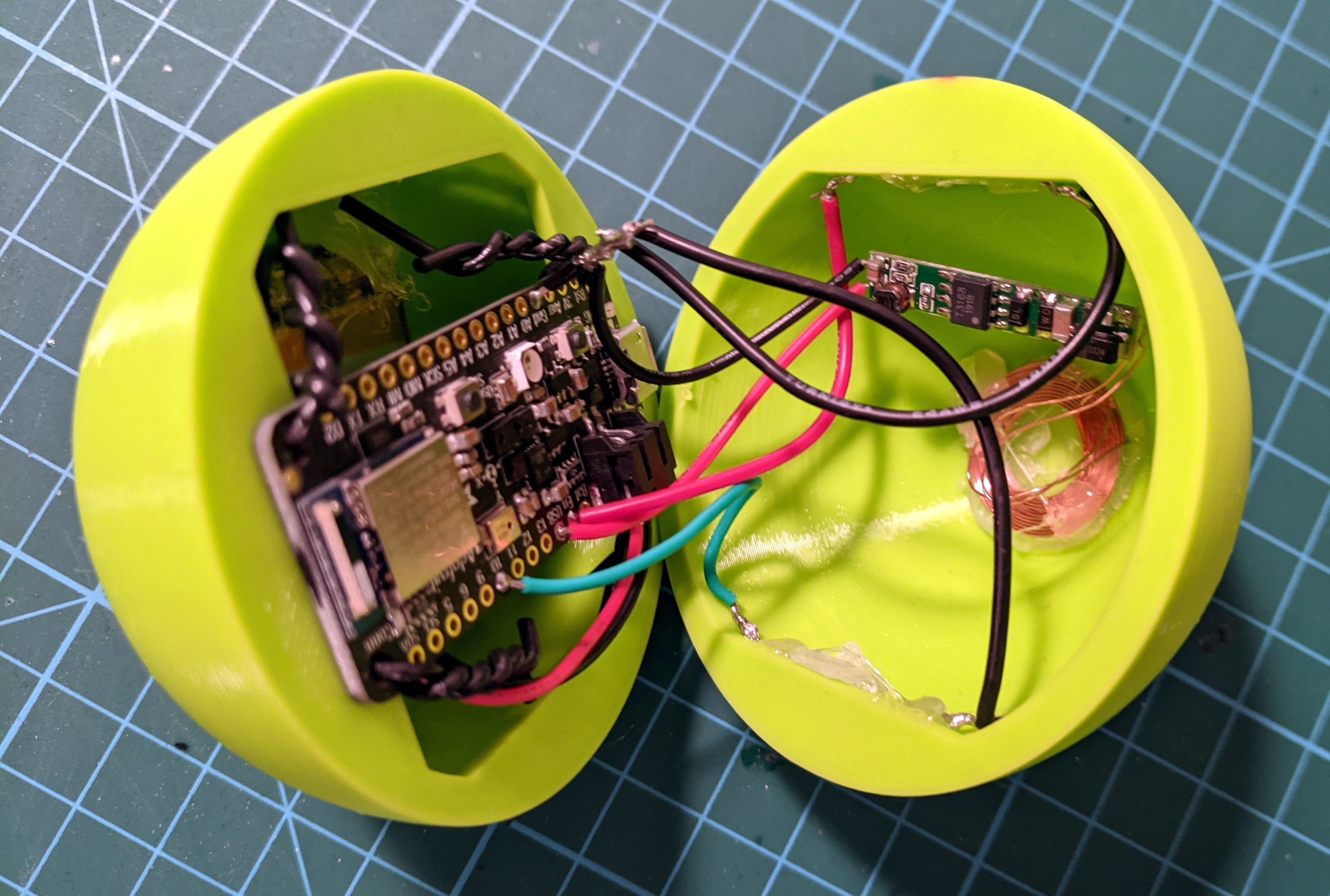 Giant DIY Mouse Sets The Ball Free | Hackaday