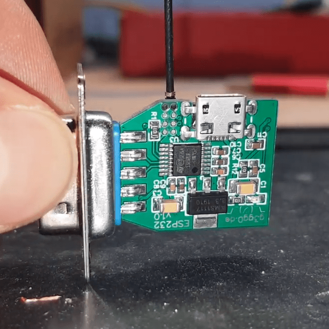 DIY Wireless Serial Adapter Speaks (True) RS-232 | Hackaday