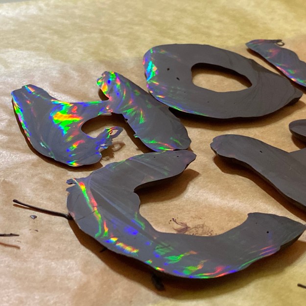 Iridescent Rainbow Chocolate, Just Add Diffraction Grating! | Hackaday