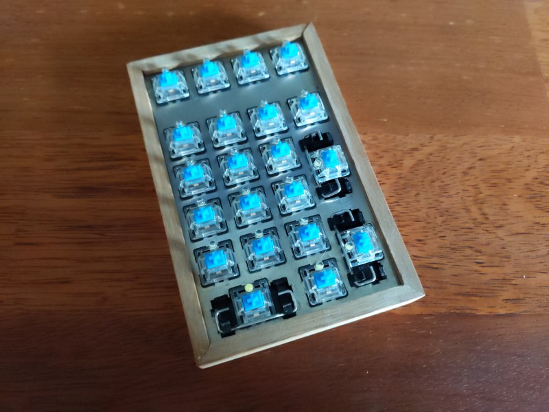Custom Num Pad Does Double Duty As Macro Pad Hackaday 