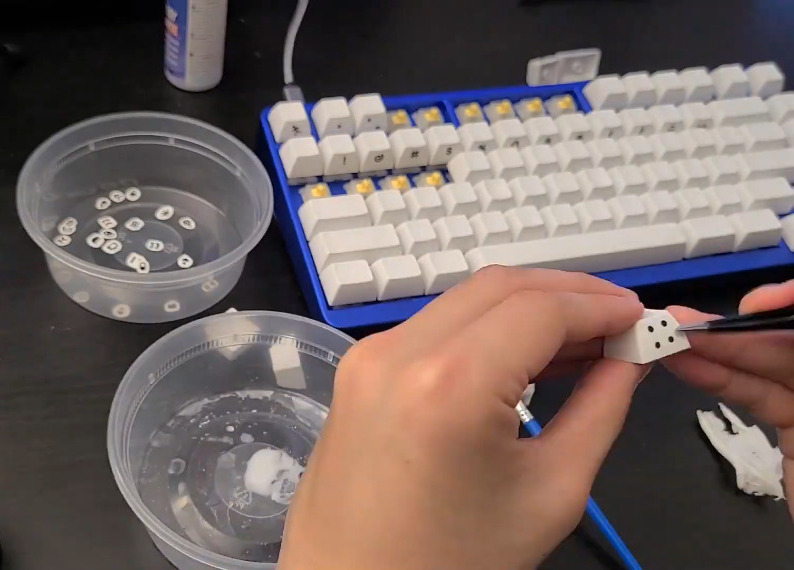 Waterslide Decals For Wingding Keycaps | Hackaday