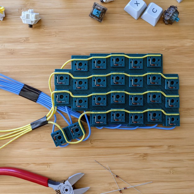 Hot-swap-pcb-600 | Hackaday