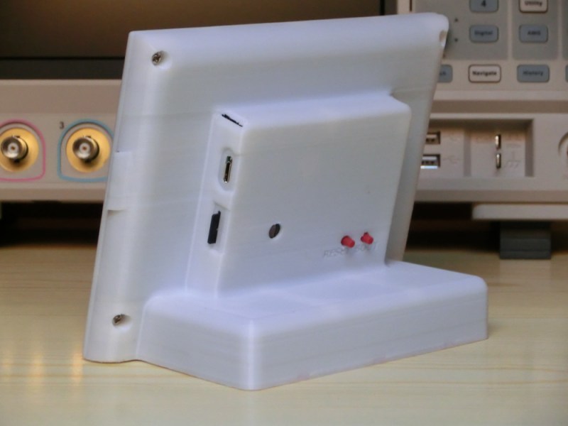 Digital Photo Frame | Hackaday