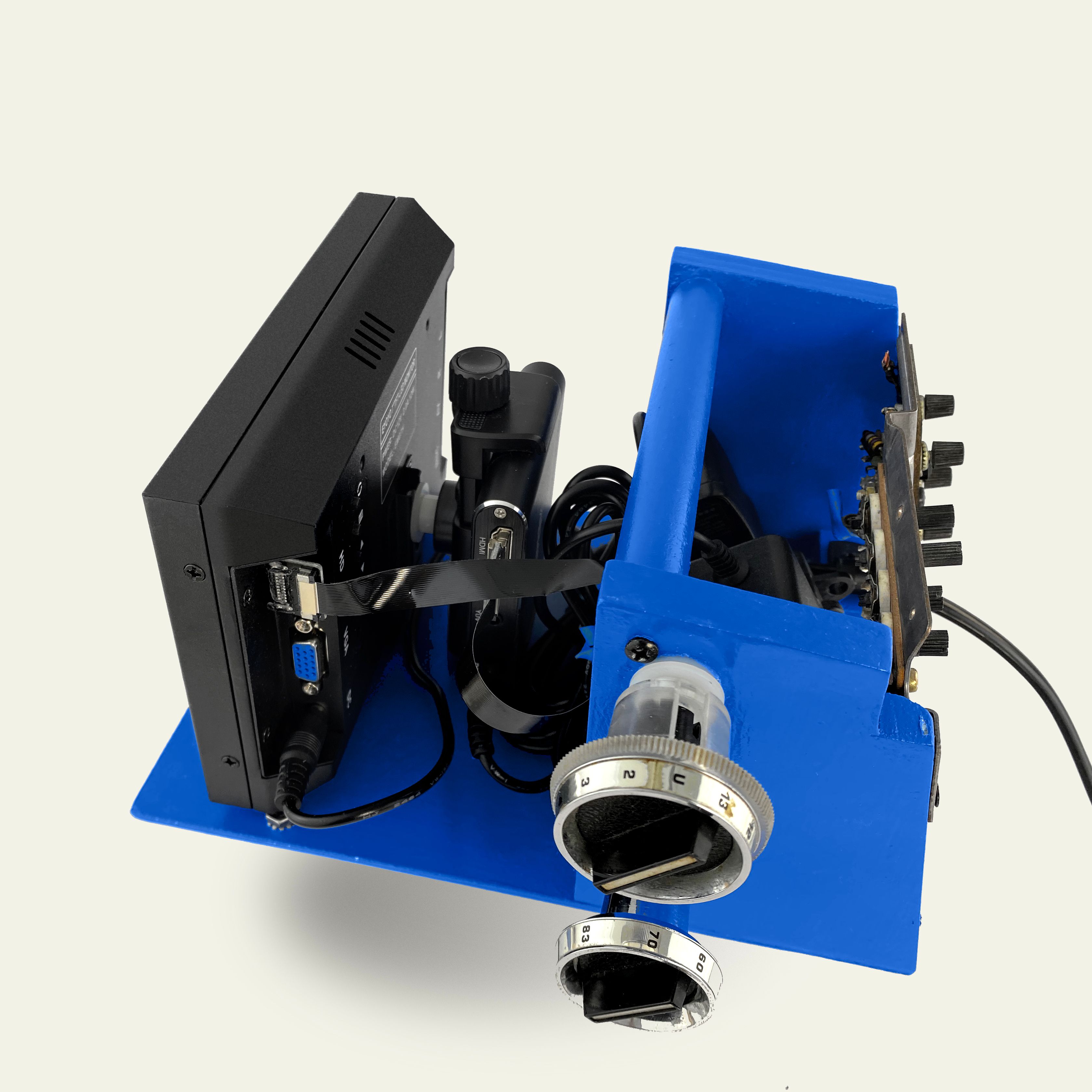 Groovy TV Gets A Very Brady Makeover | Hackaday