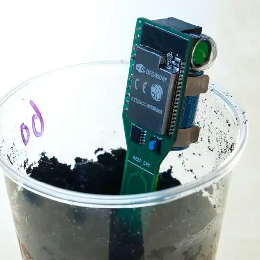 Soil Sensor Shows Flip-Dots Aren’t Just For Signs | Hackaday