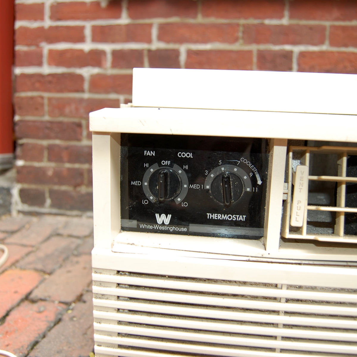 Air_conditioner_jthetzel_thumbnail | Hackaday