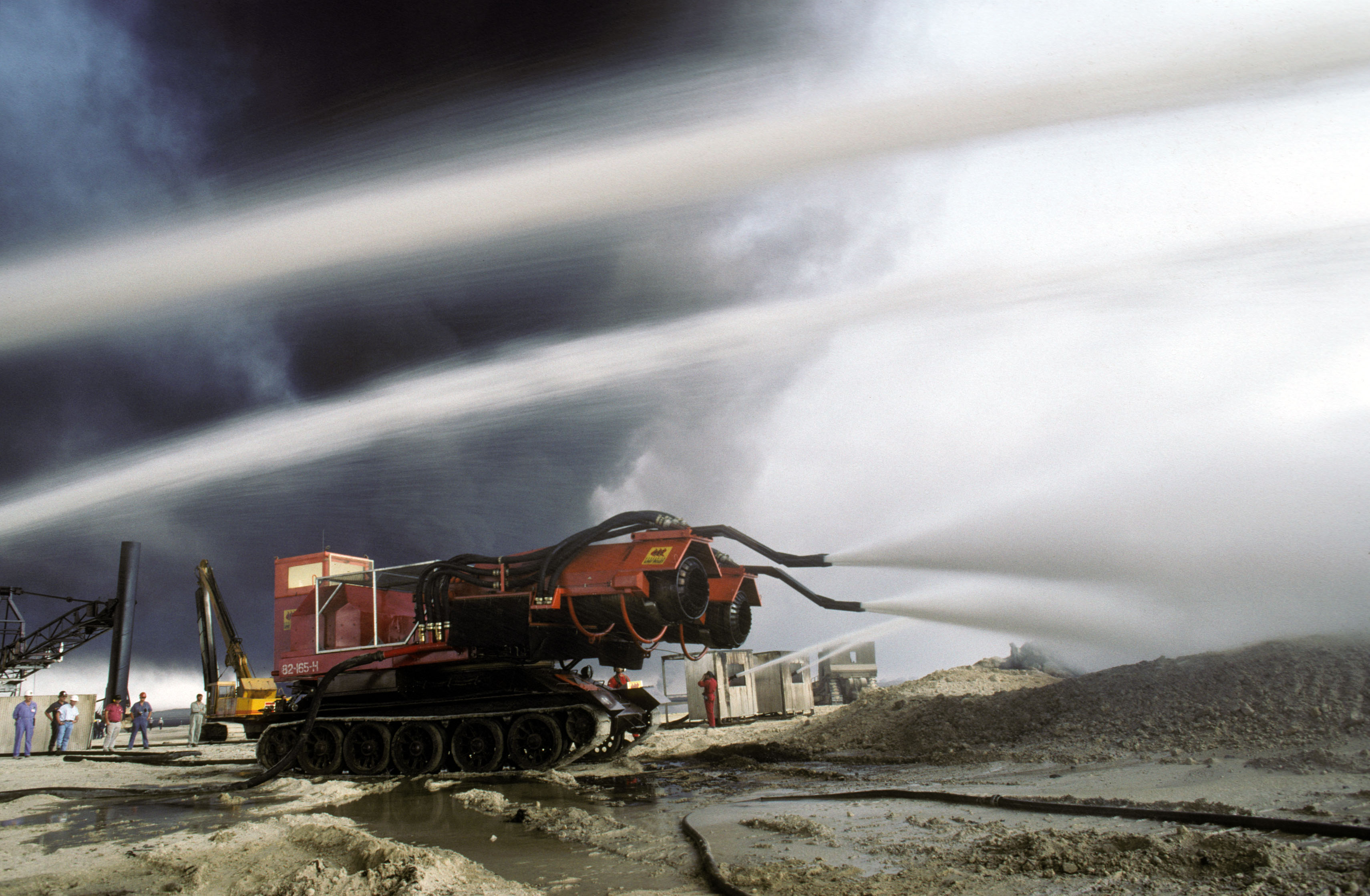 Big Wind Is The Meanest Firefighting Tank You Ever Saw | Hackaday