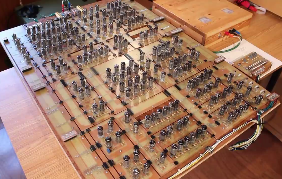 Single Bit Computer From Vacuum Tubes | Hackaday