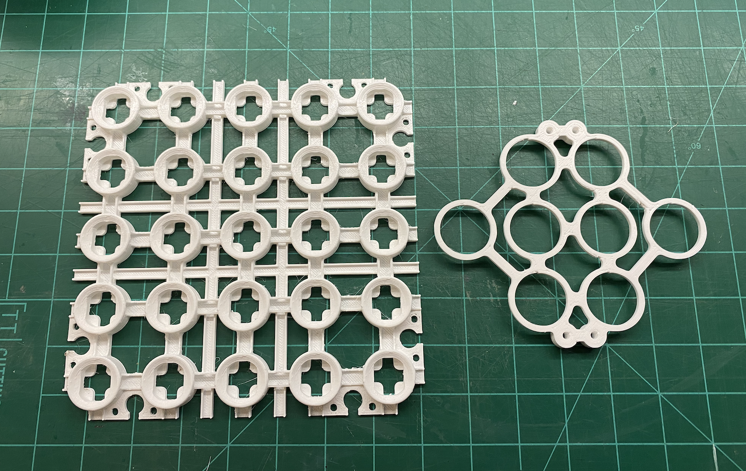 Modular Design Enables Huge Ping-Pong Ball LED Displays | Hackaday