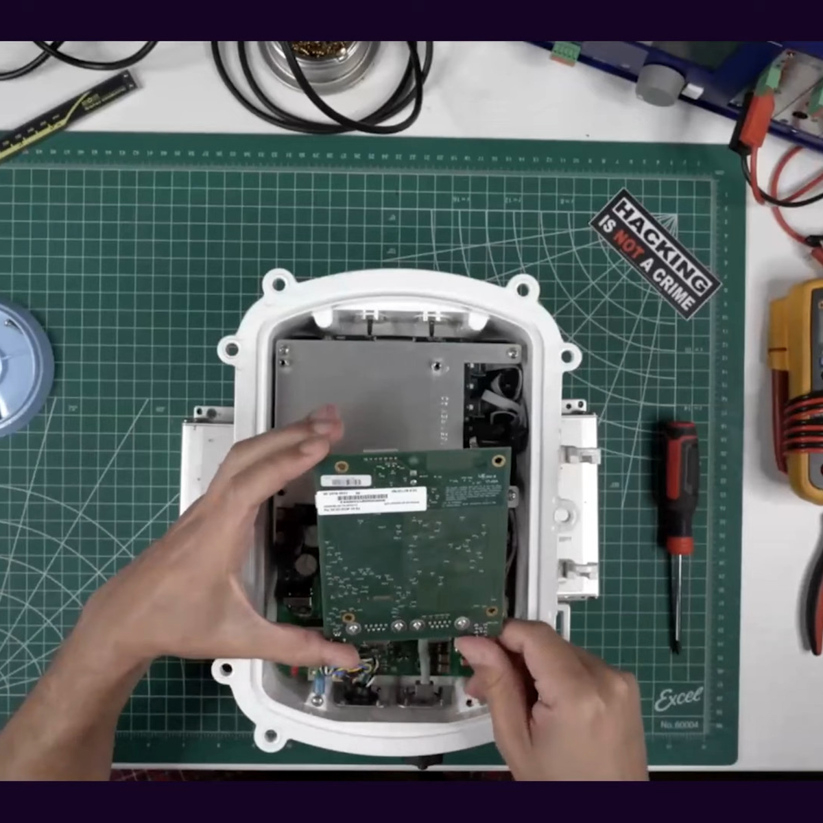 Remoticon 2021 // Hash Salehi Outsmarts His Smart Meter | Hackaday