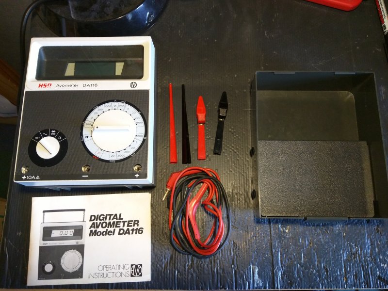 Vintage Multimeter Gets An LCD Transplant | Hackaday