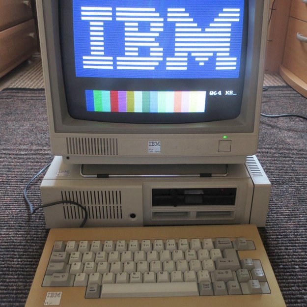 IBM PCjr Types Again, Thanks To KeybJr | Hackaday
