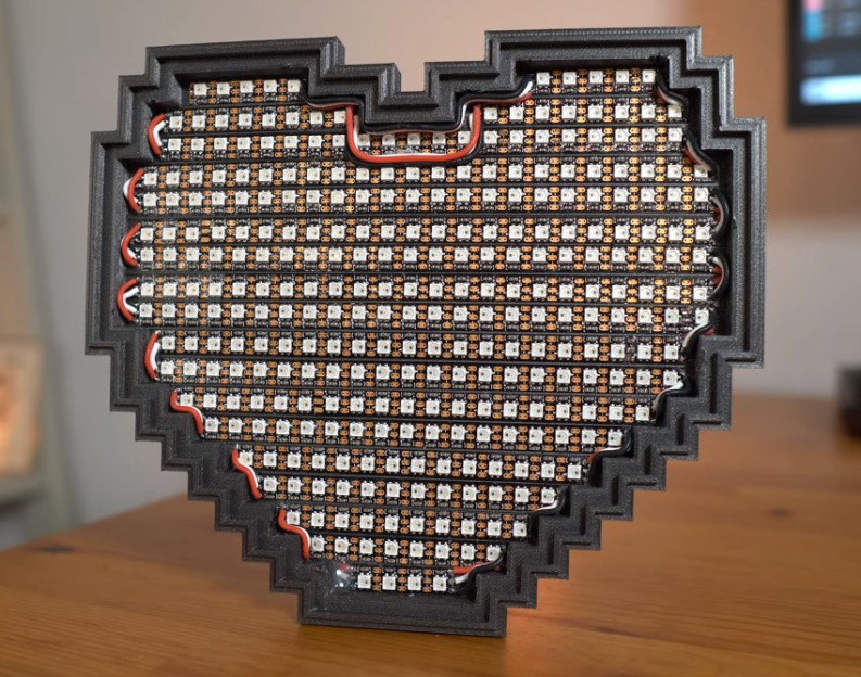 LED Heart Keeps Tabs On Your RuneScape Character | Hackaday