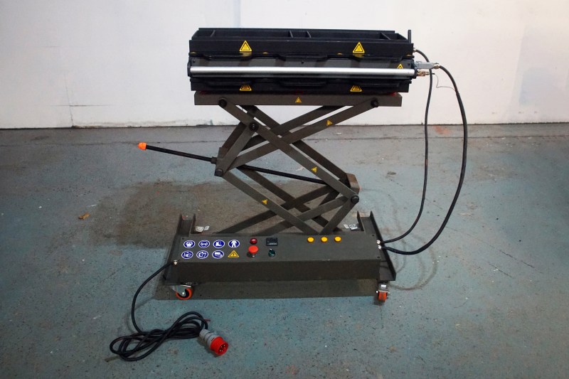 Hackaday Podcast 175: Moonrocks And Cockroach Chyme, A Raspberry Pi ...