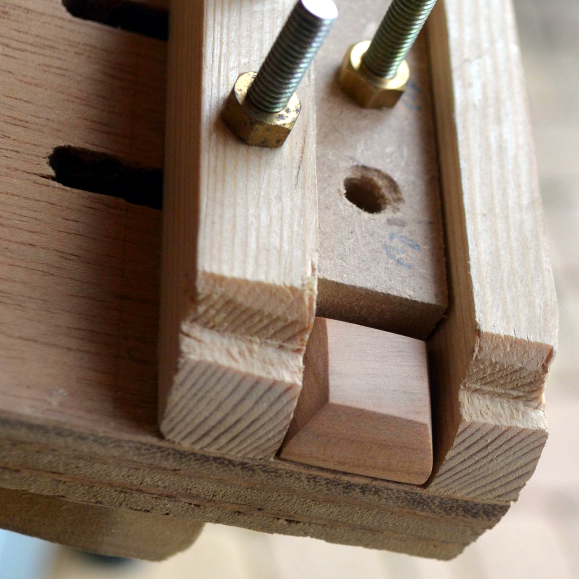 Wooden Keycaps Minus The CNC | Hackaday