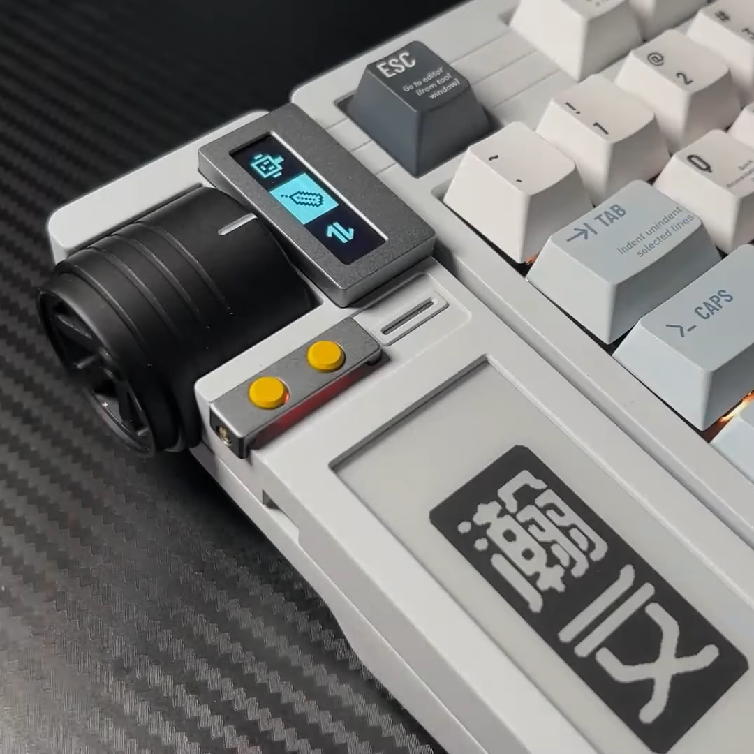 Smart Modular Keyboard Sports An E-ink Display And A Haptic Feedback Knob | Hackaday