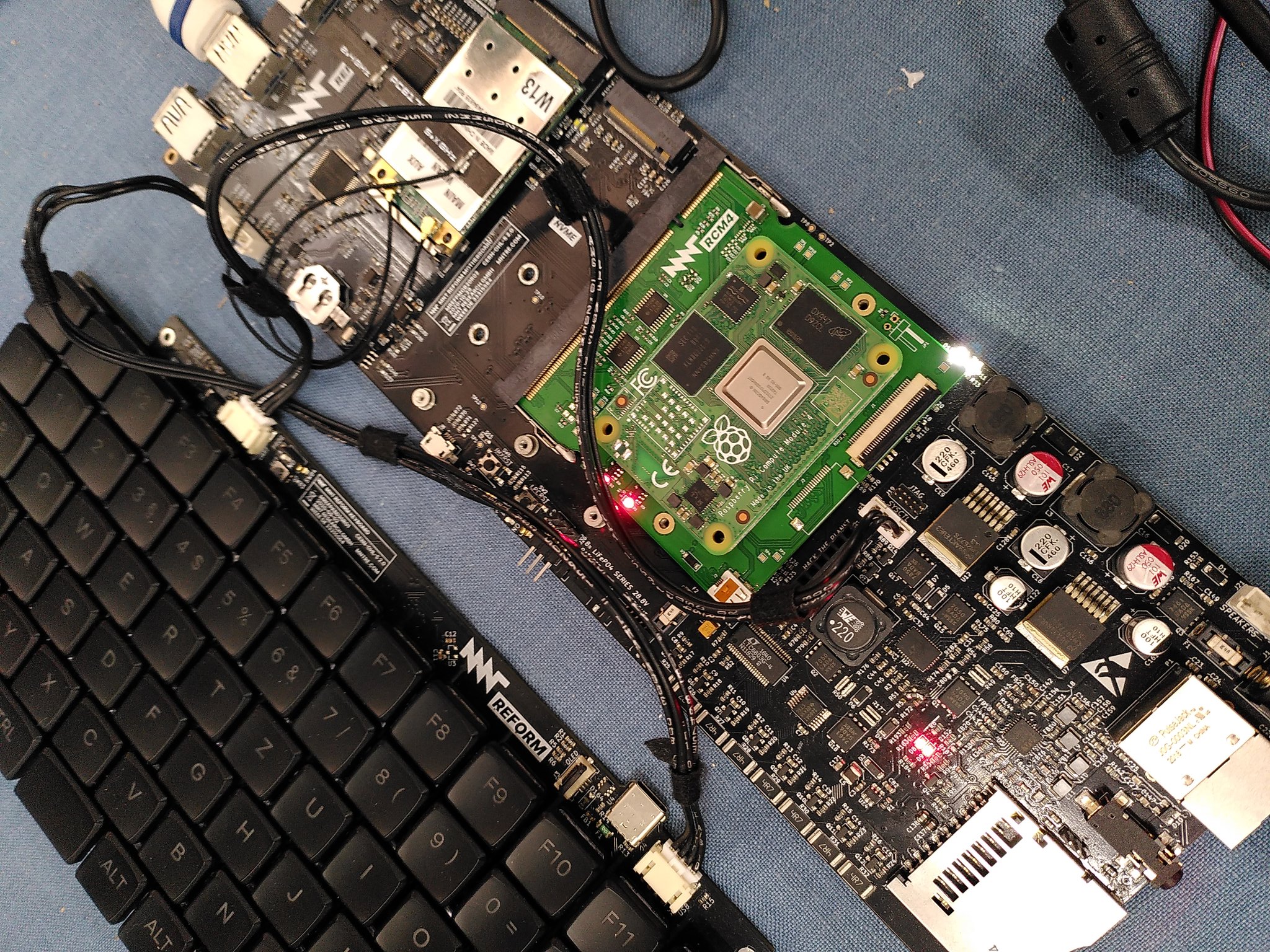 Future Brings CPU Modules, And The Future Is Now | Hackaday